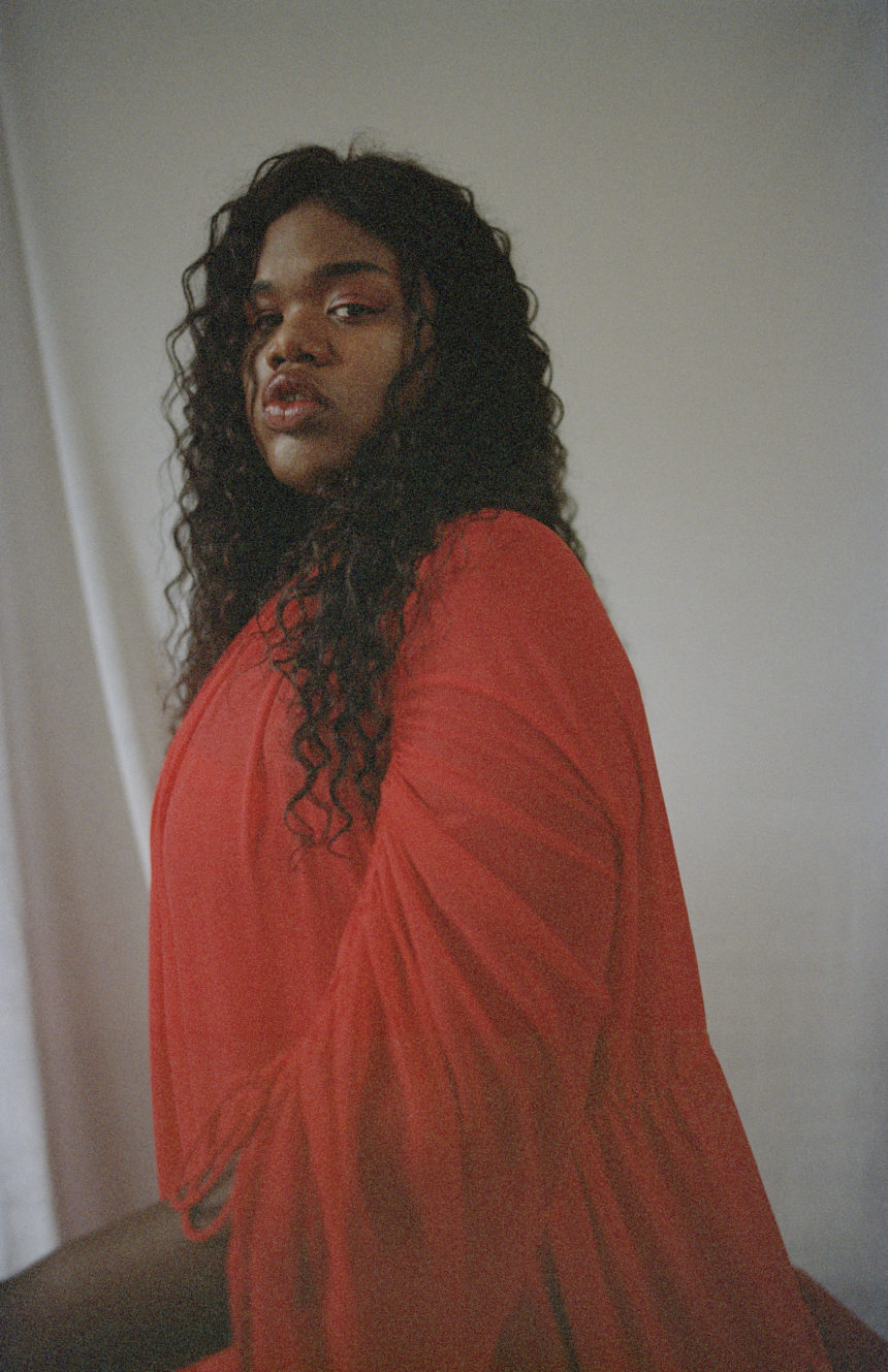 BORN BEAUTIFUL: JARI JONES – PHOSPHENES